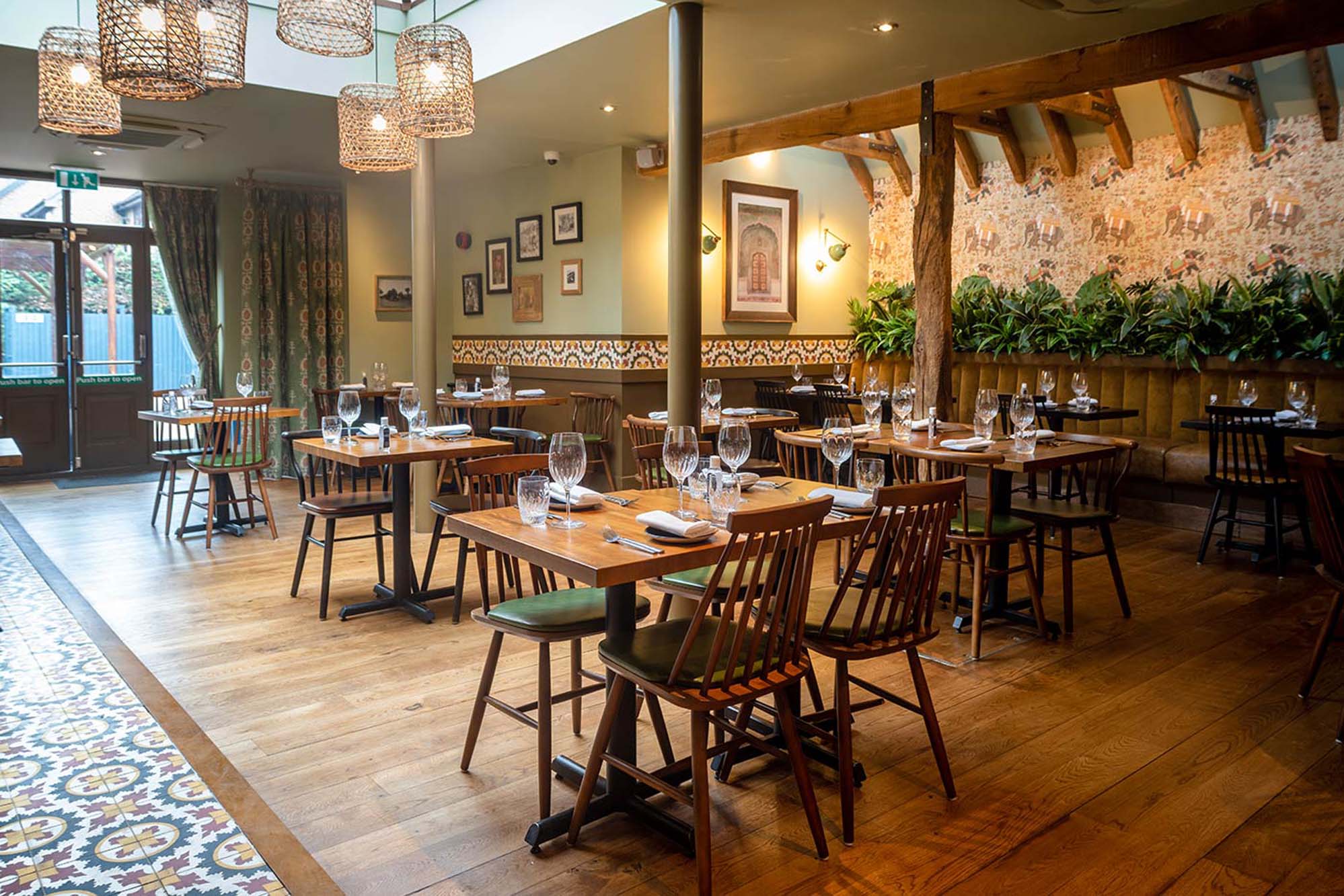 Restaurant Beaconsfield Riwaz by Atul Kochhar Buckinghamshire.